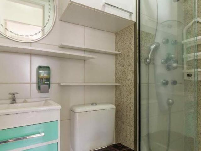 Apartamento à venda em São Paulo SP: 2 quartos, 1 suíte, 2 banheiros, 1 vaga de garagem na Liberdade