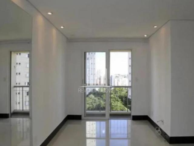 Apartamento à venda em São Paulo SP: 3 quartos, 1 suíte, 1 banheiro, 2 vagas de