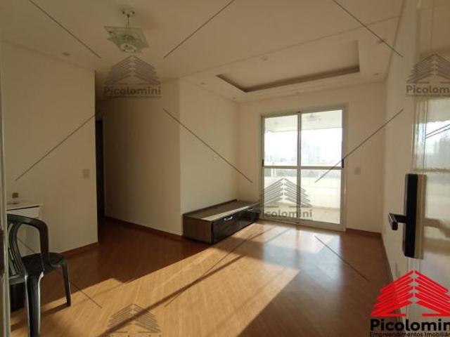 Apartamento à venda em São Paulo SP, Vila Bertioga: 2 quartos, 1 suíte, 1 sala, 2 banheiros, 1 vaga