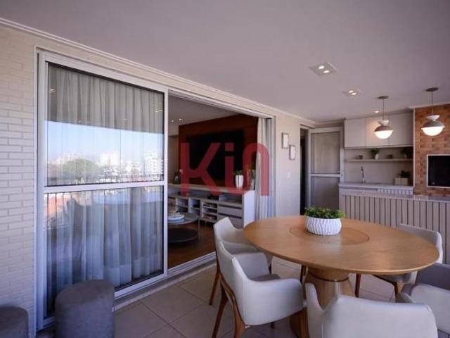 Apartamento à venda em São Paulo SP, Vila Gumercindo: 3 quartos, 3 suítes, 6 ban