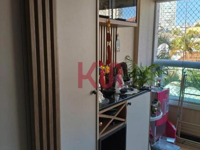 Apartamento à venda em São Paulo SP, Vila Gumercindo: 2 quartos, 1 suíte, 1 sala, 2 banheiros, 57,00