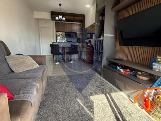 Apartamento à venda em São Paulo SP, Vila Pompéia: 3 quartos, 1 suíte, 1 sala, 2 banheiros, 2 vagas