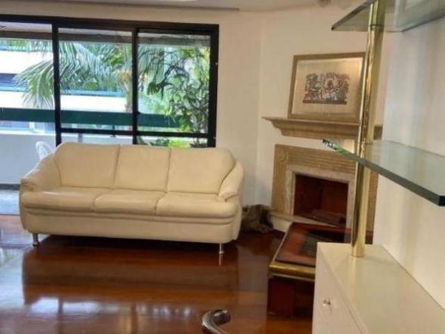 Apartamento à venda em São Paulo SP, Vila Uberabinha: 4 quartos, 1 suíte, 2 sala