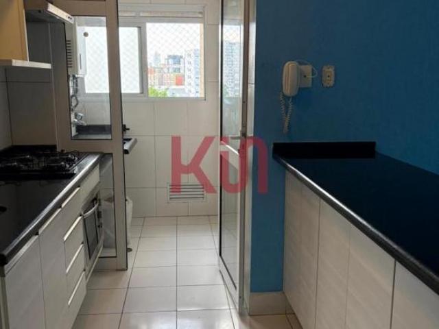 Apartamento à venda em São Paulo SP, Cambuci: 3 quartos, 1 suíte, 3 salas, 2 banheiros, 1 vaga, 63m²