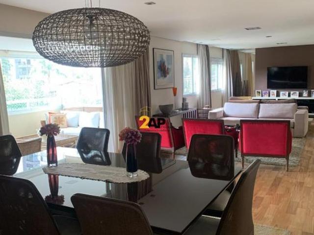 Apartamento à venda em São Paulo SP, Campo Belo: 3 quartos, 3 suítes, 3 salas, 5 banheiros, 3 vagas