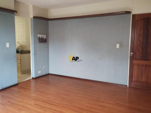 Apartamento à venda em São Paulo SP, Jardim Santa Josefina: 2 quartos, 1 banheiro, 1 vaga de garagem
