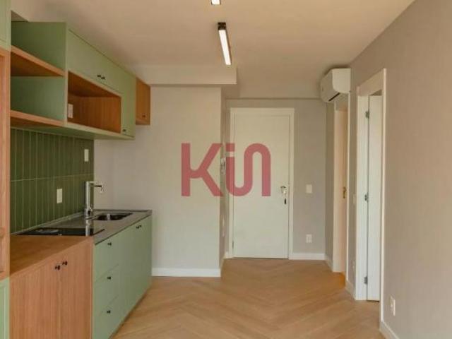 Apartamento à venda em São Paulo SP, na Vila Monte Alegre, com 1 quarto, 1 banheiro, 1 vaga e 37m² d