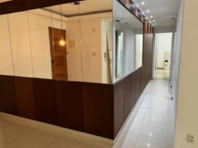 Apartamento à venda em São Paulo SP na Vila Andrade: 3 quartos, 1 suíte, 2 banheiros, 2 vagas de gar