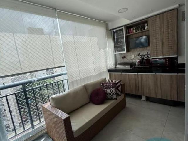 Apartamento à venda em São Paulo SP, no Jardim Íris: 2 quartos, 1 suíte, sala, 2