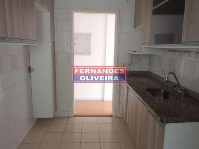 Apartamento à venda em São Paulo SP, no Jardim Santo Amaro: 3 quartos, 1 suíte, 1 sala, 1 banheiro