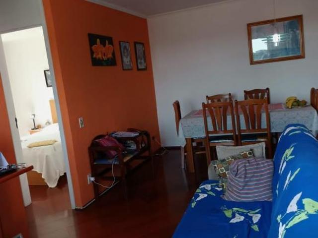 Apartamento à venda em São Paulo SP, Parque Ipê: 2 quartos, sala, banheiro, vaga de garagem 55,00