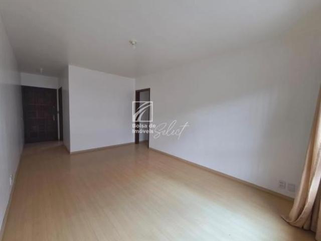 Apartamento à venda em São Pelegrino