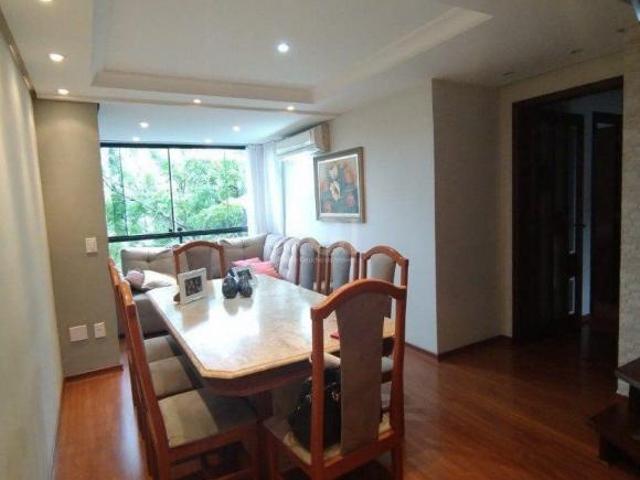 Apartamento à venda em São Sebastião