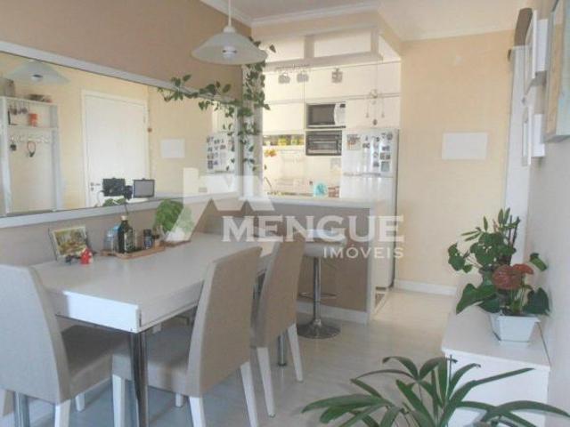 Apartamento à venda em São Sebastião