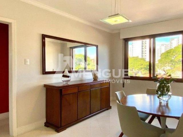 Apartamento à venda em São Sebastião