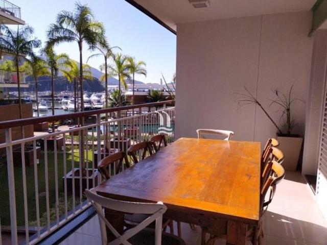 Apartamento à venda em Saco da Ribeira