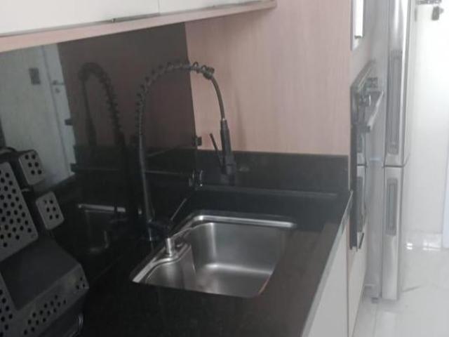 Apartamento a venda em Sao Paulo SP, Corinthians: 2 quartos, 1 sala, 1 banheiro, 1 vaga de garagem