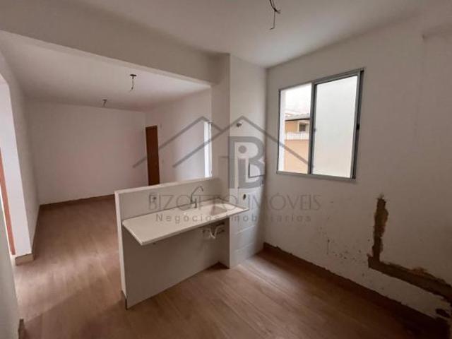 Apartamento à venda em Salto SP, bairro Olaria: 2 quartos, 2 salas, 1 banheiro, 1 vaga, 56m² de área