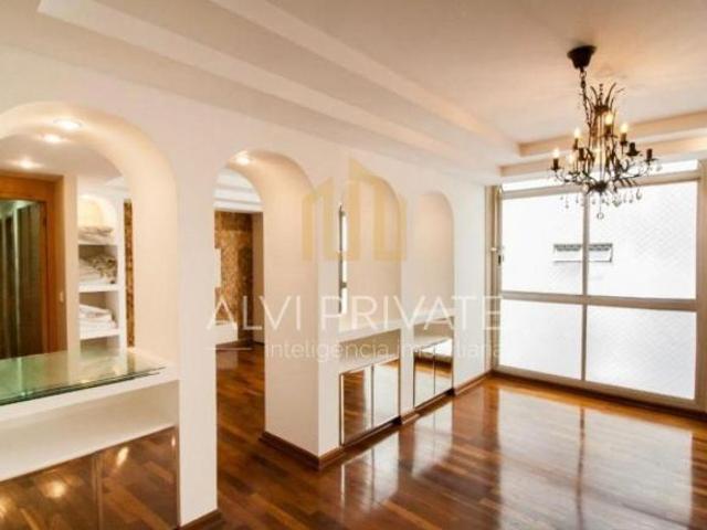 Apartamento á venda em Santa Cecília 190m²