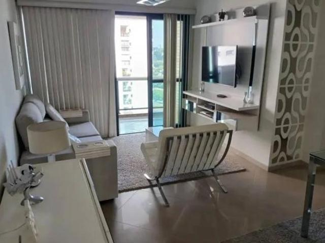 Apartamento à Venda em Santa Cecília: 2 Dorms, Suíte, Piscina e 2 Vagas – R$ 1.085.000