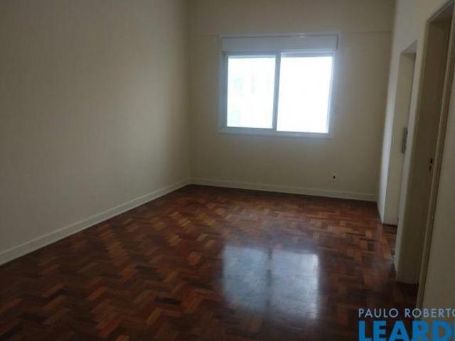 Apartamento à venda em Santa Cecília