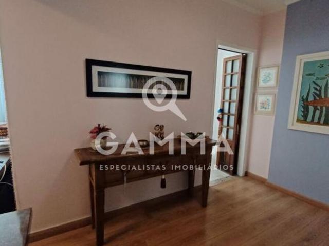 Apartamento a venda em Santa Cecília com 2 dormitorios e sacada