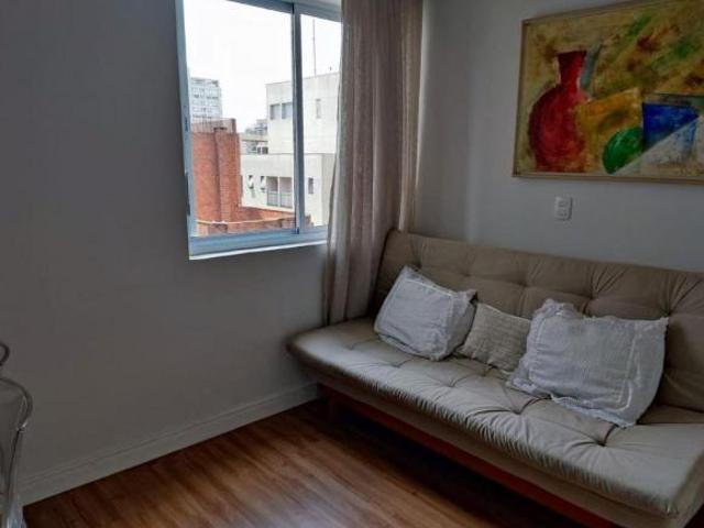 Apartamento à venda em Santa Cecília, São Paulo SP: 2 quartos, 2 suítes, 4 banheiros, 2 vagas. 137m²