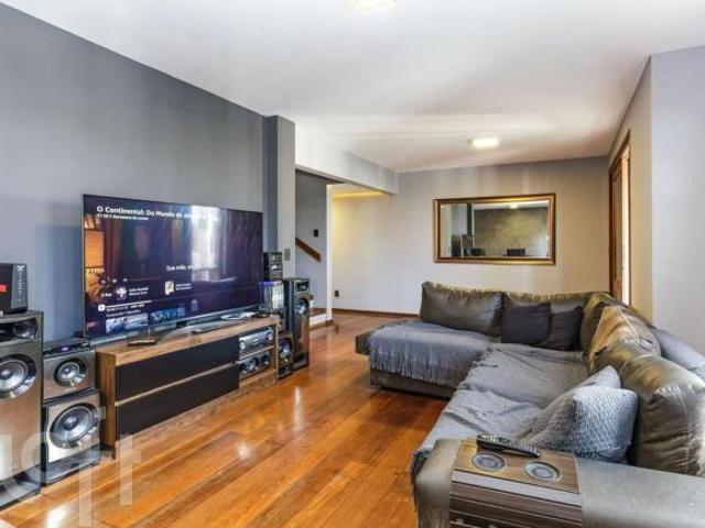 Apartamento à venda em Santa Tereza com 236 m², 4 quartos, 2 suítes, 4 vagas