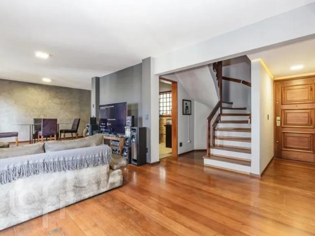Apartamento à venda em Santa Tereza com 236 m², 4 quartos, 2 suítes, 4 vagas