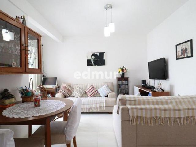 Apartamento à venda em Santa Teresinha