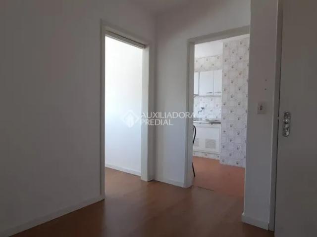 Apartamento à venda em Santana com 2 dormitórios e área útil de 44 m²