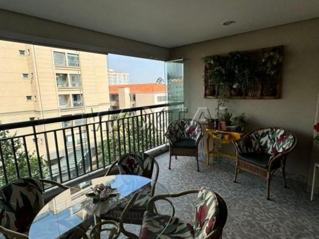 Apartamento à venda em Santana de 162 m², com 3 suítes, varanda gourmet com churrasqueira e 3 vagas