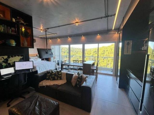 Apartamento à venda em Santana de Parnaíba, Alphaville, com 1 quarto, com 50 m²