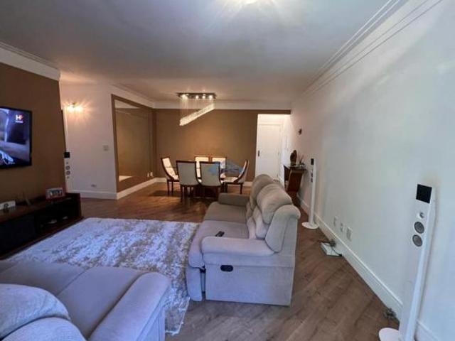 Apartamento à venda em Santana de Parnaíba, Alphaville, com 2 quartos, com 110 m²
