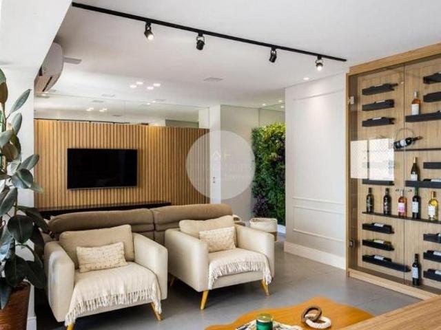 Apartamento à venda em Santana de Parnaíba/SP