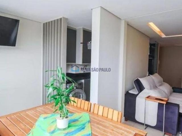 Apartamento à venda em Santo Amaro, mobiliado