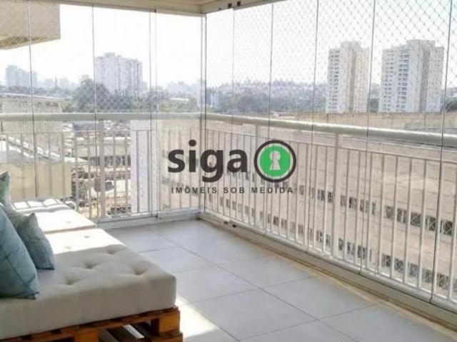 Apartamento a venda em Santo Amaro com 2 quartos e 1 vaga