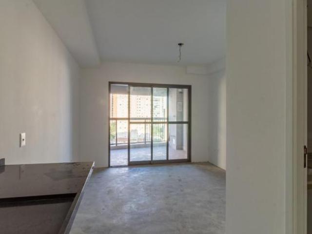 Apartamento à venda em Santo Amaro com 32 m², 1 quarto, 0 vagas