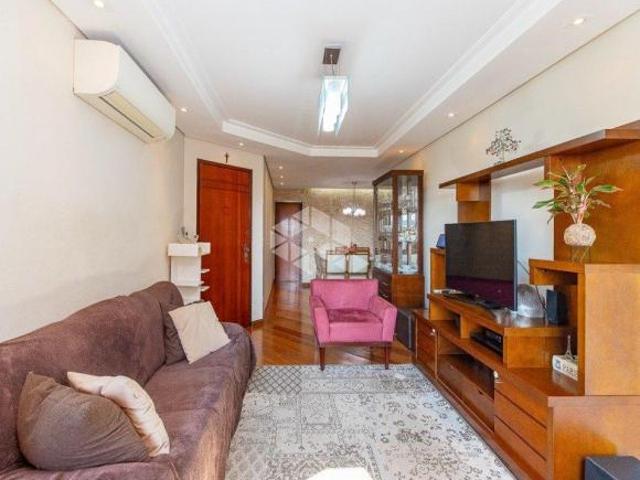Apartamento à Venda em Santo Amaro com 3 Quartos sendo 1 Suíte e 2 Vagas de Garagem