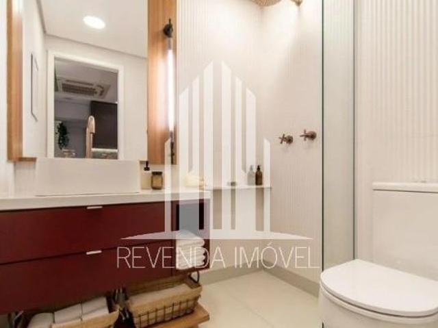 Apartamento à venda em Santo Amaro, São Paulo SP: 1 quarto, 1 banheiro, 1 vaga, 42,53 m² de área. Ve