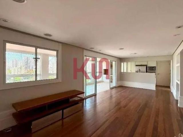 Apartamento à venda em Santo Amaro, São Paulo SP: 3 quartos, 3 suítes, 4 banheiros, 2 vagas e 138m²
