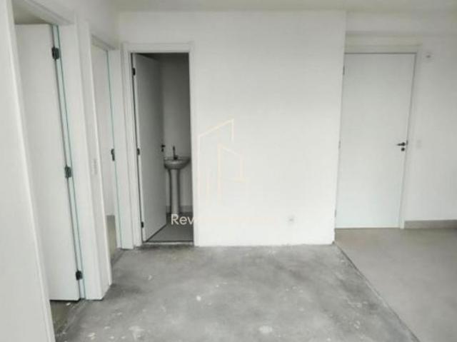 Apartamento à venda em Santo Amaro, SP: 2 quartos, 1 banheiro, 36m²! Oportunidade única para adquiri