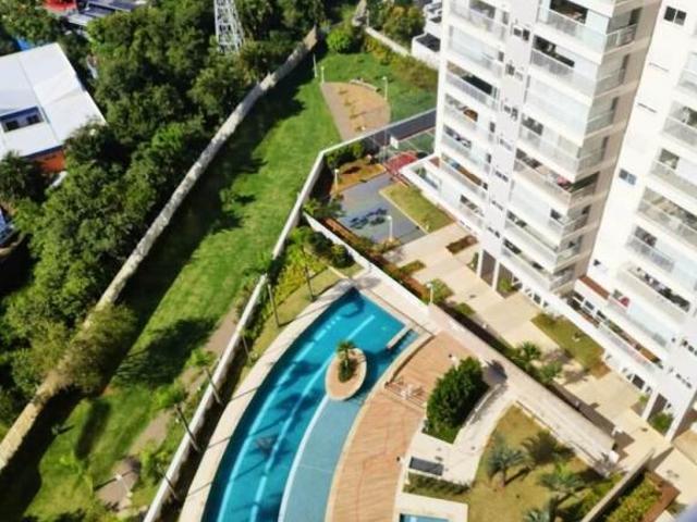 Apartamento à Venda em Santo Amaro