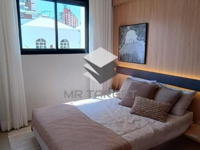 Apartamento a venda em Santo Amaro  2 dormitórios  1 suíte  1 vaga de carro  50m²  próximo a Estação