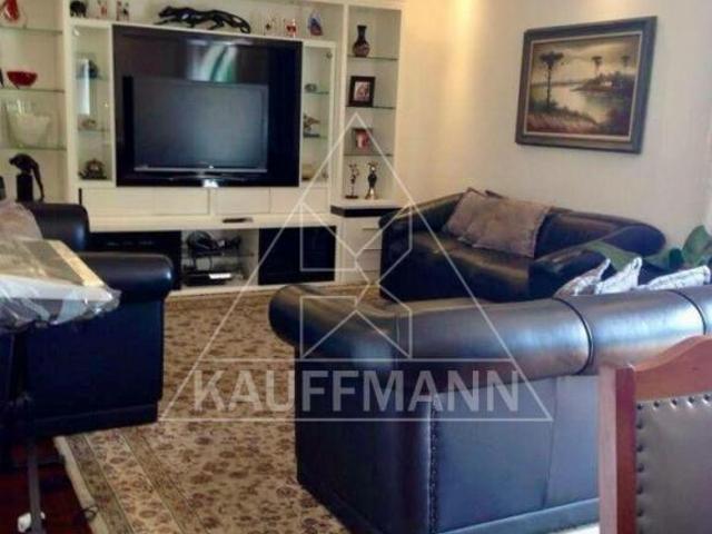 Apartamento à Venda em Santo Amaro: 4 Dormitórios 1 Suíte, 2 Vagas, 208m²