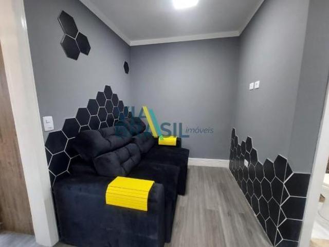 Apartamento à venda em Santo André SP: 2 quartos, 1 suíte, 1 vaga, sem condomínio! Venha conhecer!