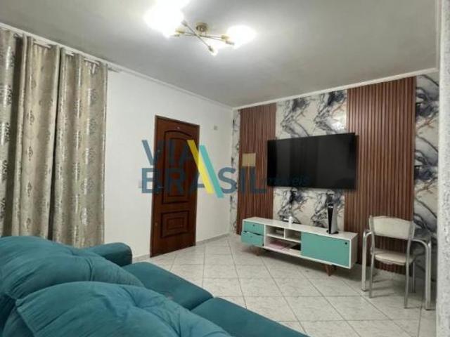 Apartamento à venda em Santo André SP: 2 quartos, 1 sala, 1 banheiro, 1 vaga de garagem! Chegou a ho