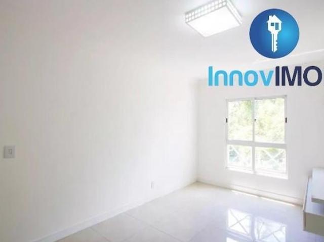 Apartamento à venda em Santo André SP: 2 quartos, sala, 1 banheiro, 1 vaga de garagem!