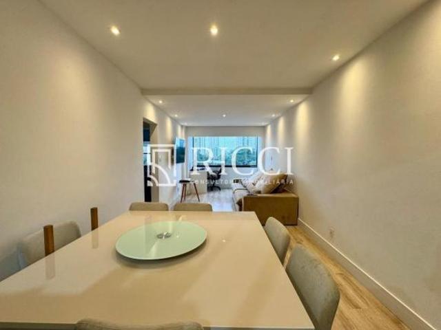 Apartamento à Venda em Santos 2 quartos na Ponta da Praia