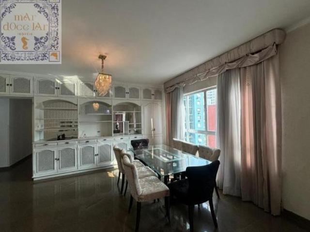 Apartamento à venda em Santos SP na Pompéia com 3 quartos, 1 sala, 3 banheiros, 1 vaga de garagem e